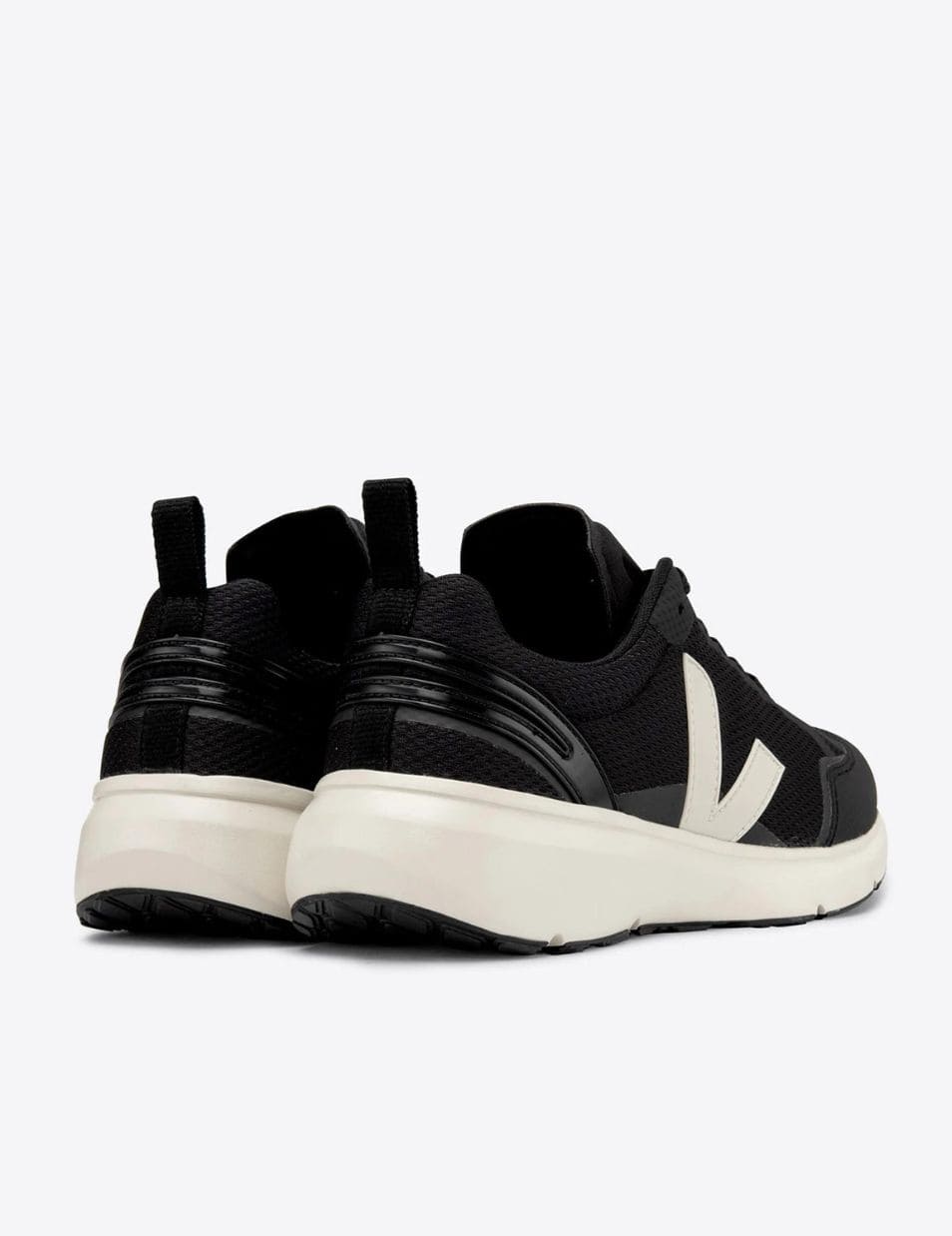 Veja Trainers Sizing | Fit & Size Guide | The Sports Edit