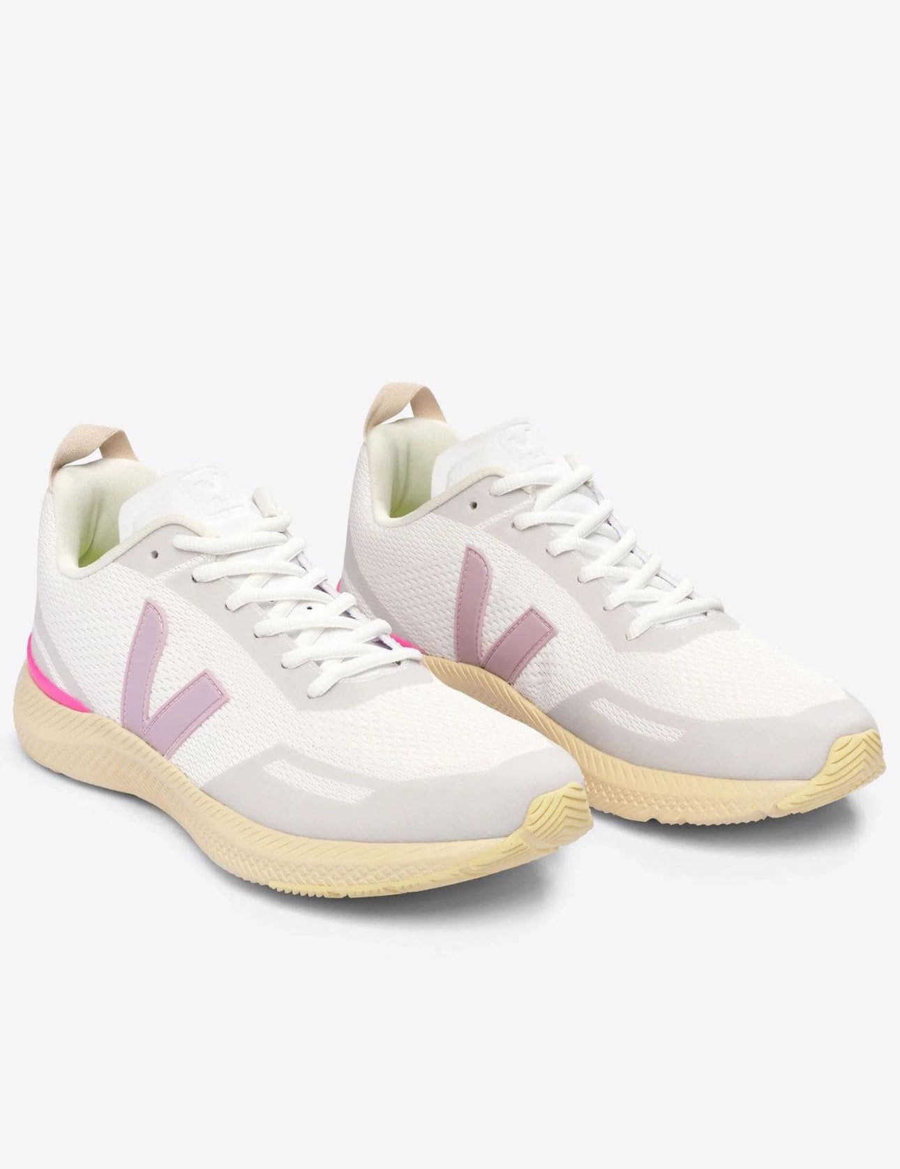 Veja Trainers Sizing | Fit & Size Guide | The Sports Edit